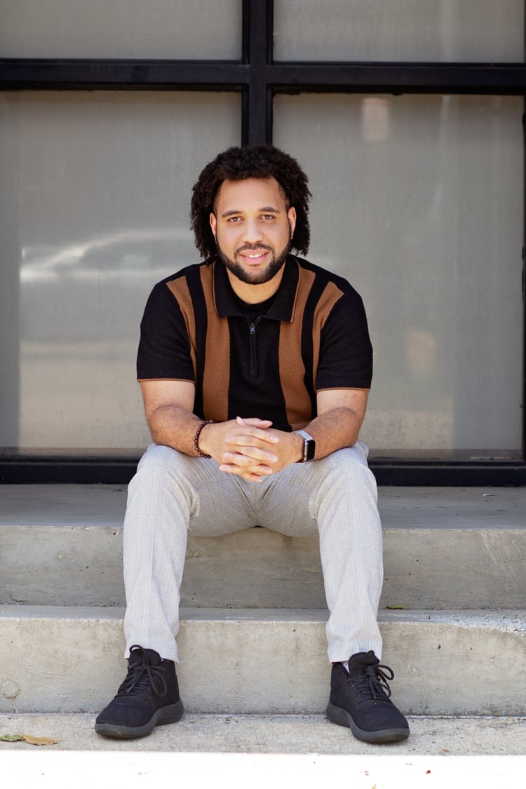 How DeShawn Brown Transforms Coworking with Coworks
